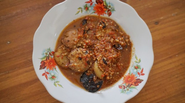 Warung Mak Dower: Nikmatnya Aneka Kuliner Betawi yang Mulai Langka ...