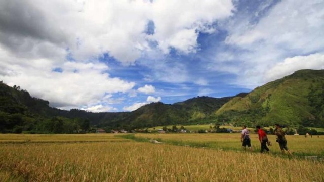 Narasi Toba di 1000 Tenda Desa Meat | kumparan.com
