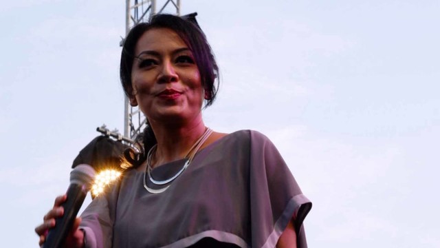 Nostalgia Bareng Rida Sita Dewi di Prambanan Jazz Festival 2019 | kumparan.com