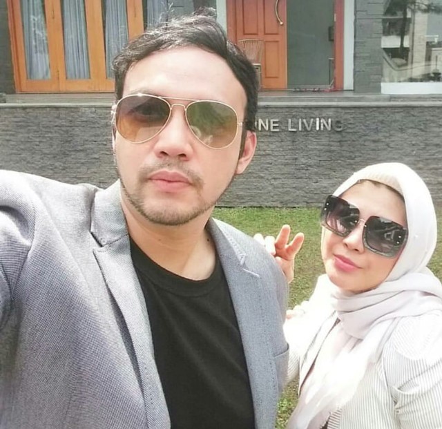 5 Pasangan Artis yang Tetap Setia Meski Kekasihnya Terjerat Narkoba ... 5 Pasangan Artis yang Tetap Setia Meski Kekasihnya Terjerat Narkoba ...