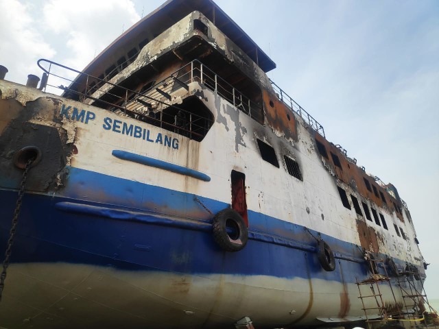 Soal Kebakaran KMP Sembilang, Kemenhub: PT KMS Bayar Penuh Kerugian ...