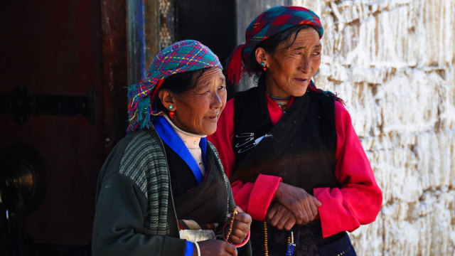 Asal-usul Penduduk Tibet Memberi Salam dengan Julurkan Lidah | kumparan.com