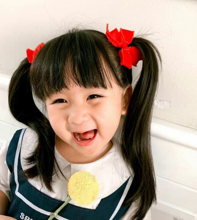 7 Potret Moonella, Selebgram Cilik yang Merayakan Ultah ke-5 | kumparan.com