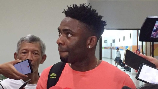 Osas Saha Minta Maaf soal Aksi Joget di Laga Persita vs Persikabo ... Osas Saha Minta Maaf soal Aksi Joget di Laga Persita vs Persikabo ...