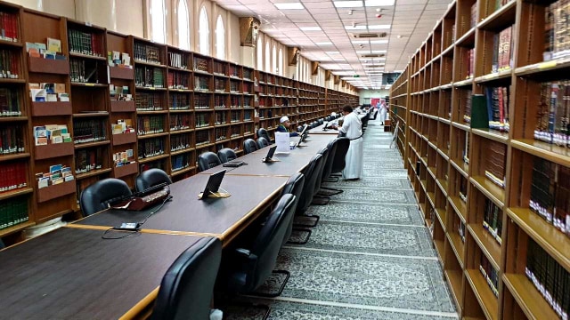 Menimba Ilmu di Perpustakaan Masjid Nabawi | kumparan.com Menimba Ilmu di Perpustakaan Masjid Nabawi | kumparan.com