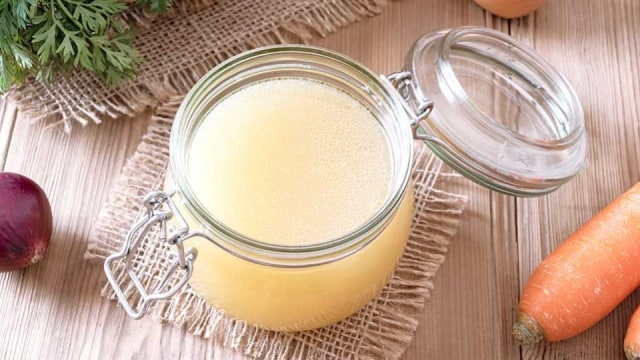 Resep Kaldu Ayam Kampung Home Made Slow Cooked yang Harum dan Kental ...