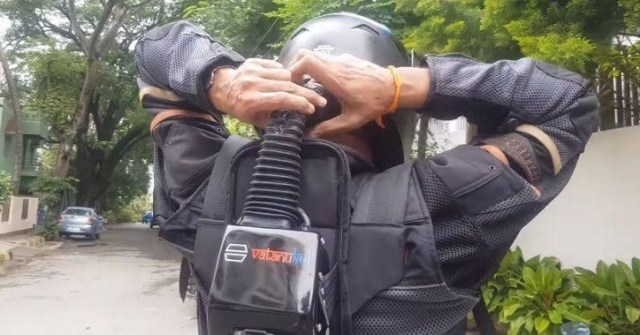 AC Portable Helm, Solusi Anti Gerah Motoran di Siang Hari | kumparan.com