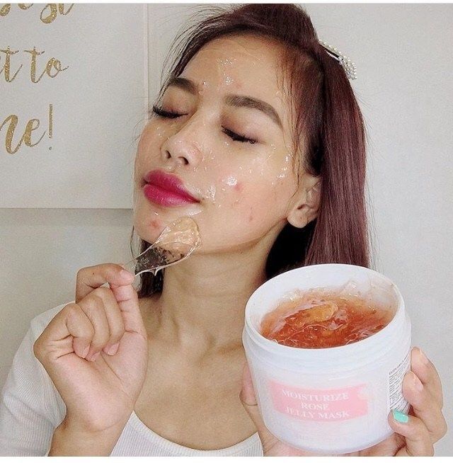 Review Moisturize Rose Jelly Mask By Eileen Grace. | kumparan.com