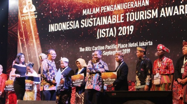 Desa Wisata Kertosari Raih Penghargaan Nasional ISTA 2019 | kumparan.com