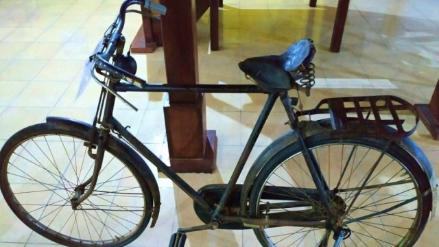 Menilik Sepeda Peninggalan Pasukan Perang Permesta di Gorontalo ...