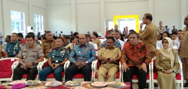 Palapa Ring Timur Indonesia Mulai Beroperasi | kumparan.com