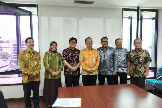 Jelang Akhir Masa Jabatan, Rini Angkat Dirut Baru PT INTI | kumparan.com