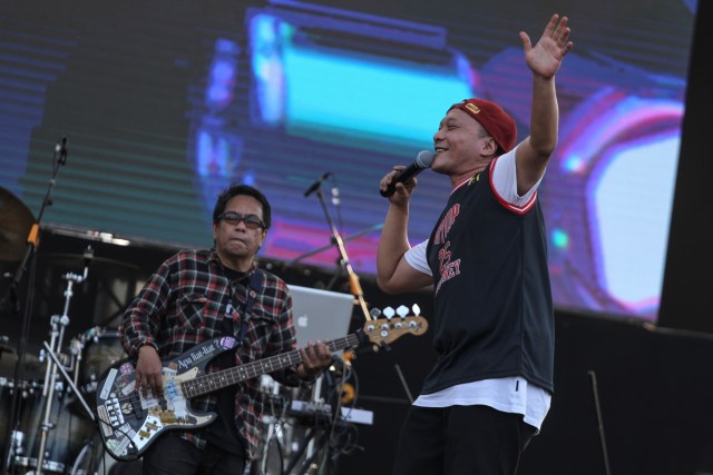 Iwa K dan Sweet Martabak Ajak Penonton The 90’s Festival Gila-gilaan ...