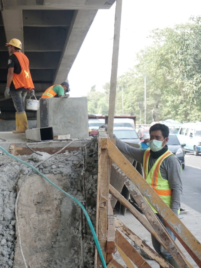 Foto: Pembangunan Skatepark Flyover Pasar Rebo | kumparan.com