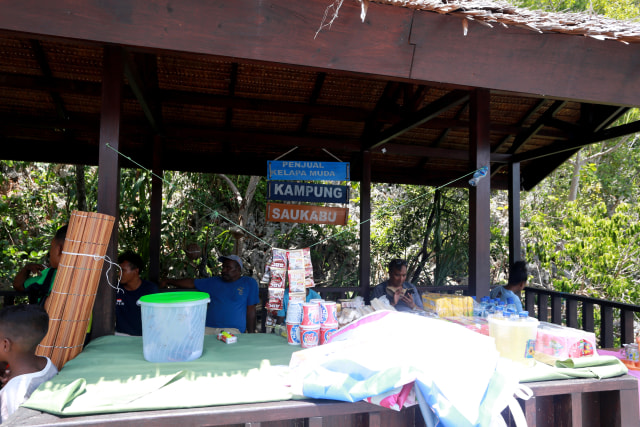 Wujud 'Serpihan Surga' Dilihat dari Puncak Piaynemo, Raja Ampat ...