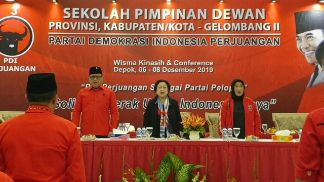 Megawati Minta Pimpinan DPRD PDIP Tak Mabuk Kuasa dan Lupa Diri ... Megawati Minta Pimpinan DPRD PDIP Tak Mabuk Kuasa dan Lupa Diri ...