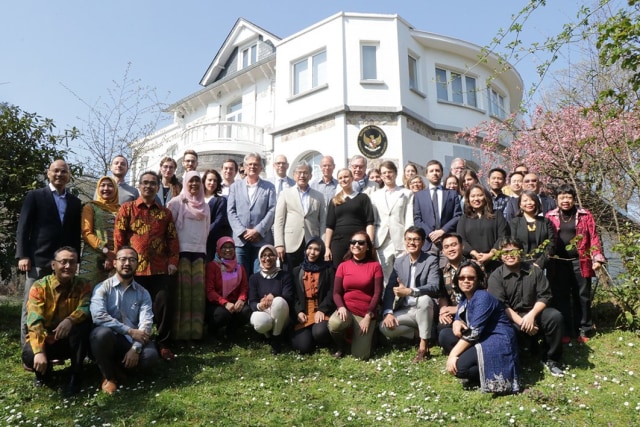 3 Beasiswa Pemerintah Indonesia untuk WNA | kumparan.com