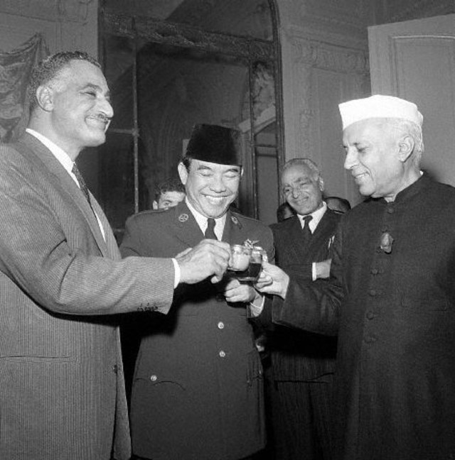 Mengapa Mereka Mencintai Soekarno dan Nasser | kumparan.com