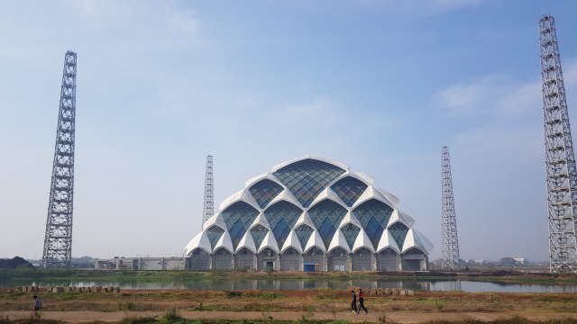 LRT Stasiun Bandung - Tegalluar Ditargetkan Beroperasi Tahun 2021 ...