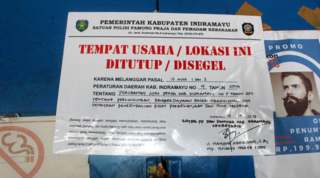 Langgar Perda, Pemkab Indramayu Segel Toko Modern Cipto Gudang Rabat ...