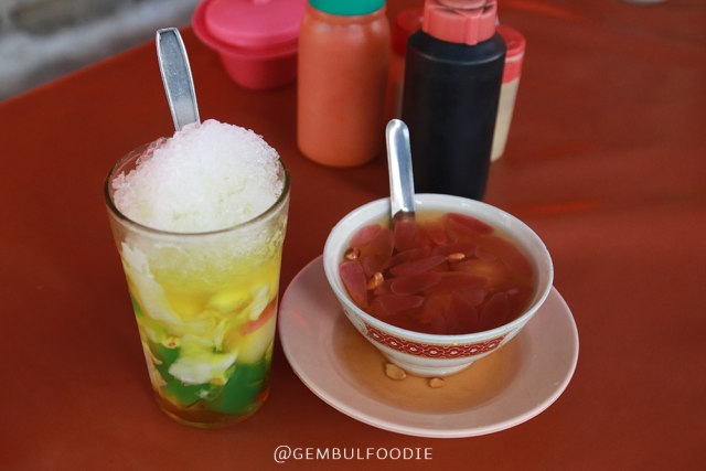 Menyantap Es Ronde dan Bakso Pak Teguh yang Legendaris di Yogyakarta ...