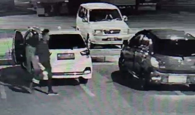 Aksi Pencuri Berpistol Rampas Tas dalam Mobil di Rest Area Tol Saradan ...