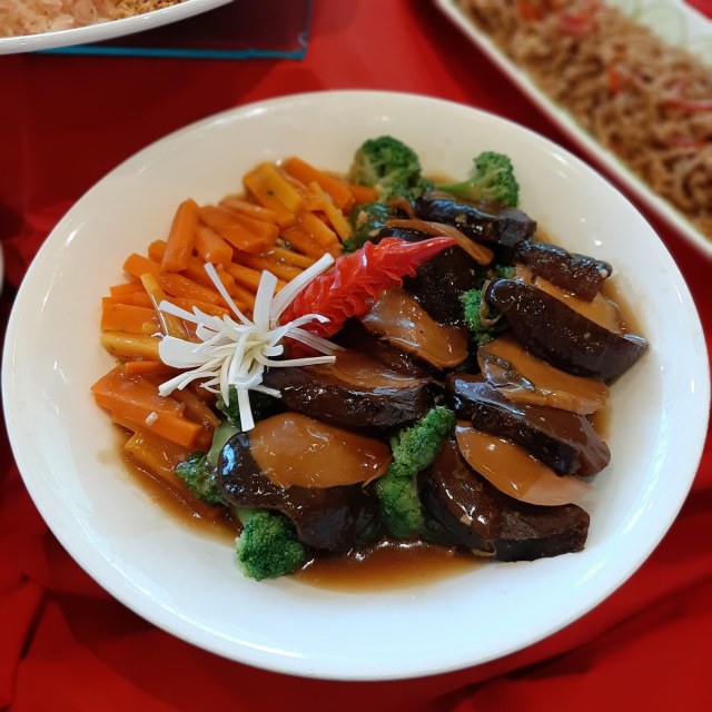 Nostalgia Sajian Khas Imlek dengan Menikmati Abalon dan Teripang Tumis ...