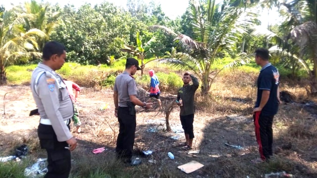 Bus Santriwati Pesantren Modern Gontor Poso Terbalik | kumparan.com