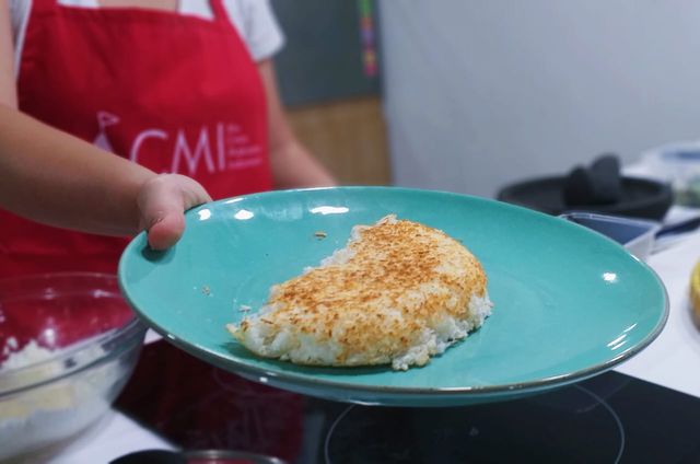 Menjajal Enbal, Singkong Bersianida Tinggi Makanan Khas Pulau Kei ...