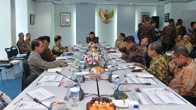 Ma'ruf Minta Menteri Kebut Pengurangan Kemiskinan dan Stunting | kumparan.com