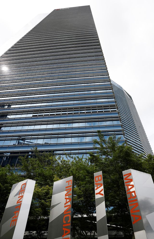 Karyawan Bank Singapura DBS Positif Virus Corona, 300 Orang Dievakuasi ...