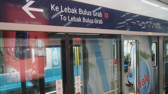 Loket MRT Tutup Selama PSBB Transisi, Penumpang Bisa Transaksi via QR ...