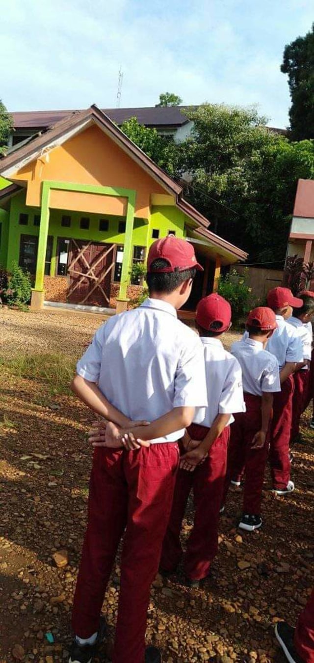 Tak Kunjung Dapat Ganti Rugi, Pemilik Lahan Segel Ruang Guru Sekolah di ...