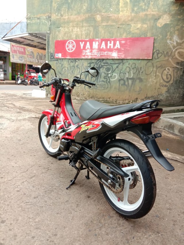 Kenalkan Tiara S 120, Motor 2-Tak Eksotis Yamaha, Musuh Honda Nova Dash ...