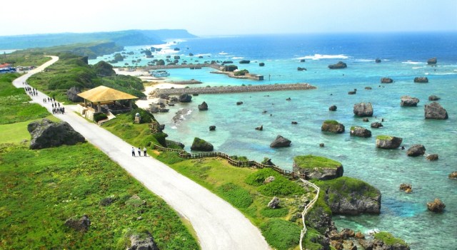 Mengenal Okinawa, Pulau dengan Penduduk Paling Sehat di Dunia ...