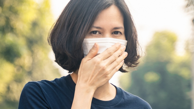 Jangan Asal, Ini 5 Langkah Tepat Membuang Masker Sekali Pakai ...