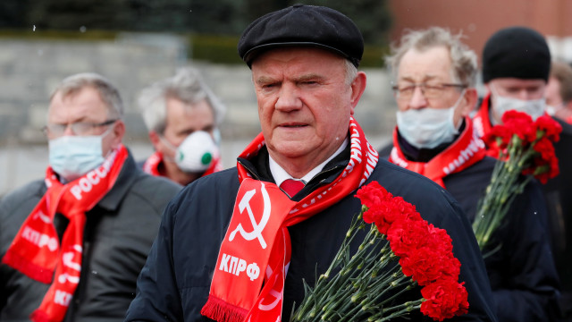 Foto: Simpatisan Partai Komunis Rusia Peringati Hari Lahir Lenin saat ... Foto: Simpatisan Partai Komunis Rusia Peringati Hari Lahir Lenin saat ...