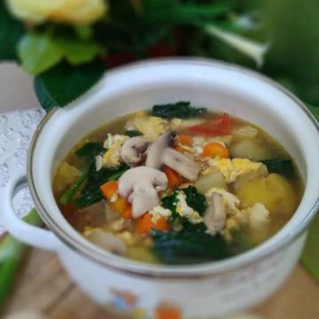 Resep Masakan Sup Jamur Hangat, Menu Buka Puasa yang Sehat | kumparan.com