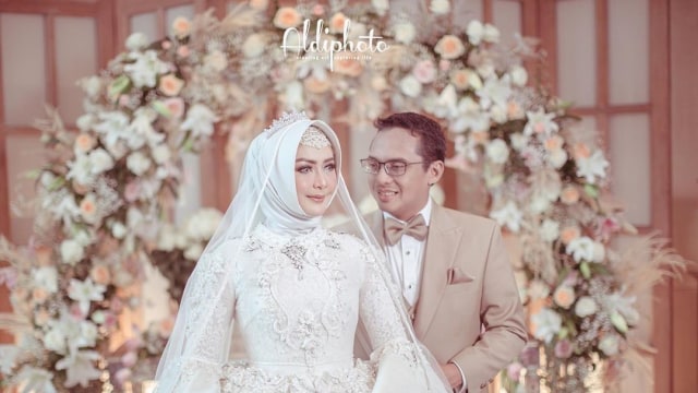 Eddies Adelia Senang Bisa Jalani Ramadhan Bersama Suami Lagi | kumparan.com