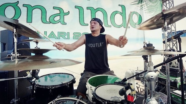 Nonton Konser Harry Styles, Eno NTRL: Gue Punk Rockers Merinding ...