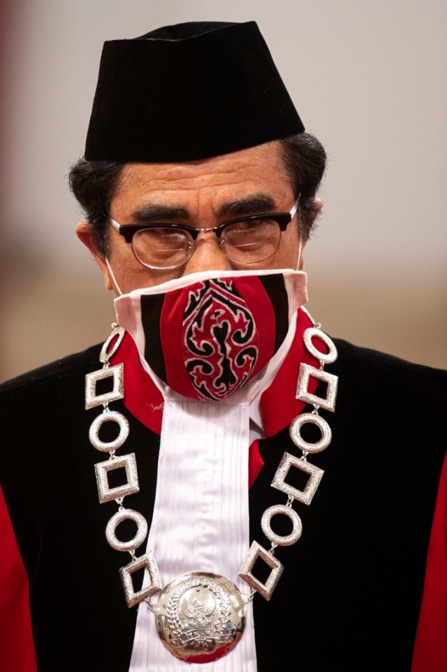 Foto: Sumpah Jabatan Hakim MK dan Ketua MA di Depan Jokowi | kumparan.com