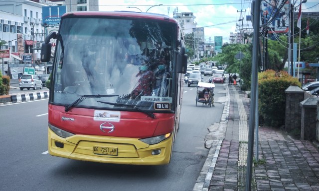 Foto: Antusias Warga Palembang Manfaatkan Layanan Teman Bus - kumparan.com