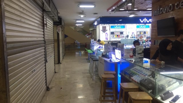 Kisah Pesugihan Pemilik Counter Handphone yang Sedot Rekening Para ... Kisah Pesugihan Pemilik Counter Handphone yang Sedot Rekening Para ...