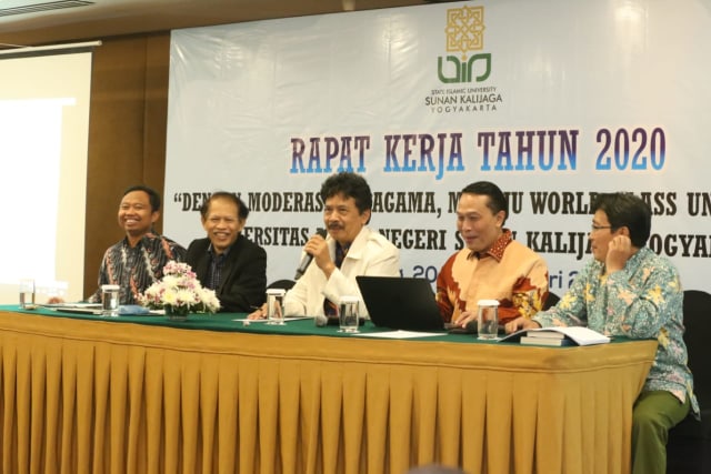 Sosok Plt Rektor UIN Sunan Kalijaga yang Tak Kenal Lelah untuk Belajar ...