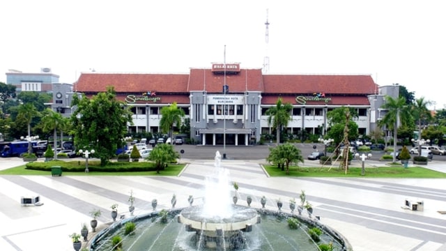 18 Tahun Pimpin Surabaya, PDIP Hati-hati Pilih Cawalkot Pengganti Risma ... 18 Tahun Pimpin Surabaya, PDIP Hati-hati Pilih Cawalkot Pengganti Risma ...