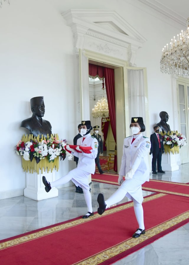 Foto: Anggota Paskibraka yang Bertugas di Upacara HUT ke-75 RI | kumparan.com