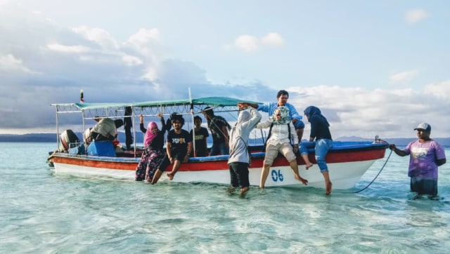 Berwisata ke Raja Ampat Wajib Menggunakan Speed Boat Masyarakat Lokal ...