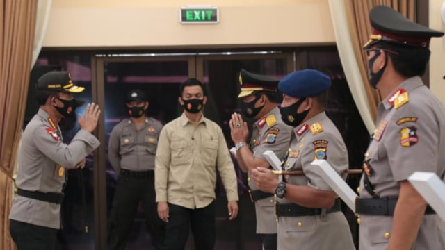 Irjen Pol Abdul Rakhman Baso Resmi Jabat Kapolda Sulteng | kumparan.com Irjen Pol Abdul Rakhman Baso Resmi Jabat Kapolda Sulteng | kumparan.com