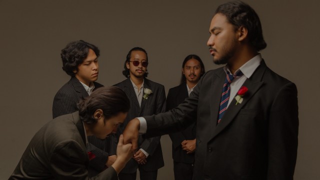 .Feast Rilis Album Mini Padat Kejutan: Ada Lagu Cinta dan Ryo Bodat ...