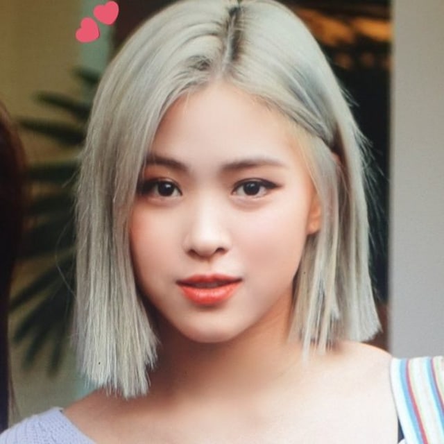 Ryujin Terkenal Suka Gonta-ganti Gaya Rambut, Inilah Deretan Fotonya | kumparan.com